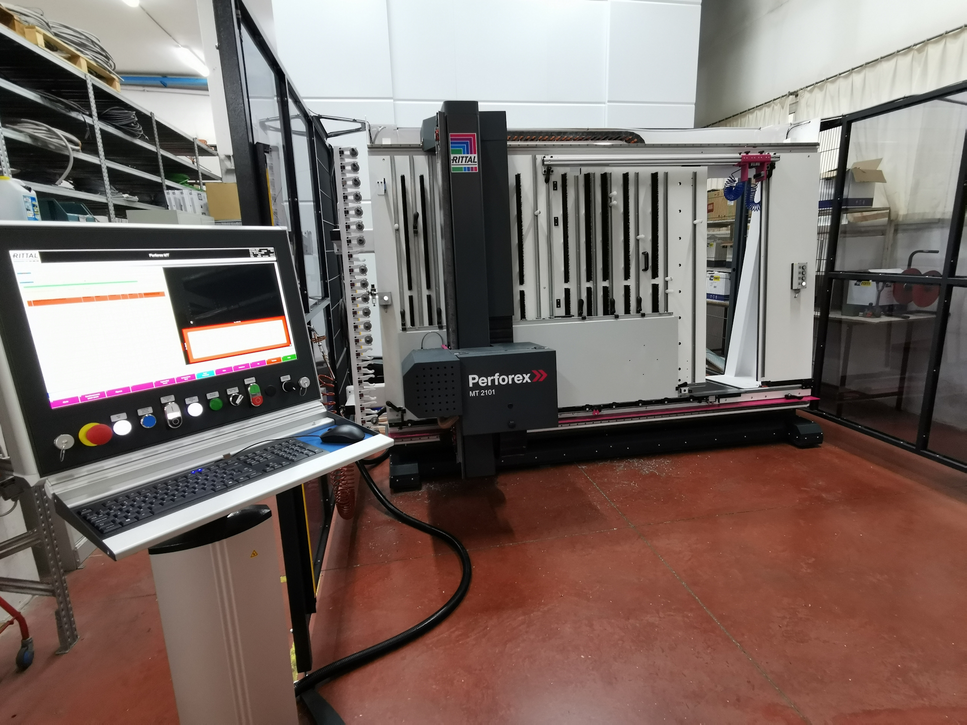 Logel efficiente con Rittal - Top Trade