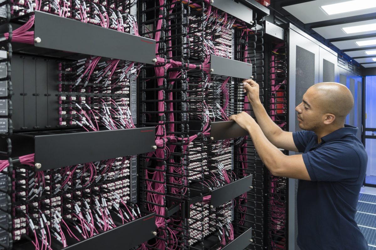 Data center più spazioso, più sicuro, più economico - Top Trade
